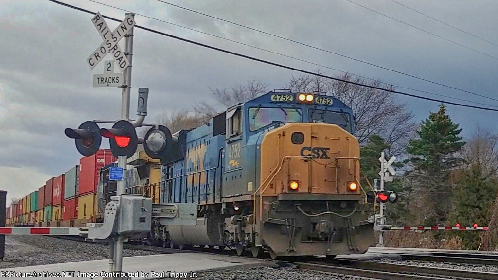 CSX 4752